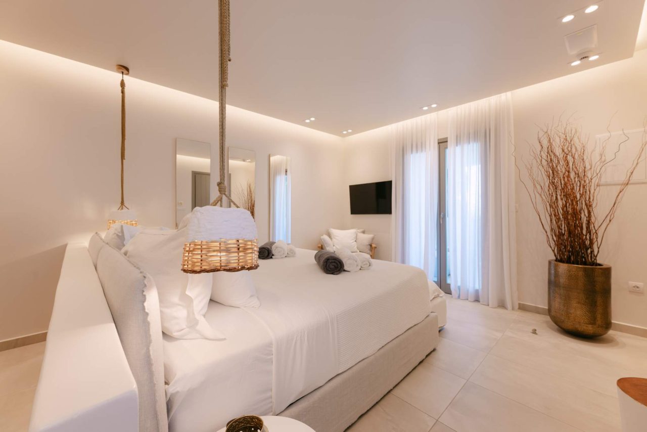 Partial Sea View Room with Private Garden and Outdoor Hot Tub ...